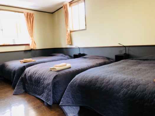 Lodging – Bellbottom Studios