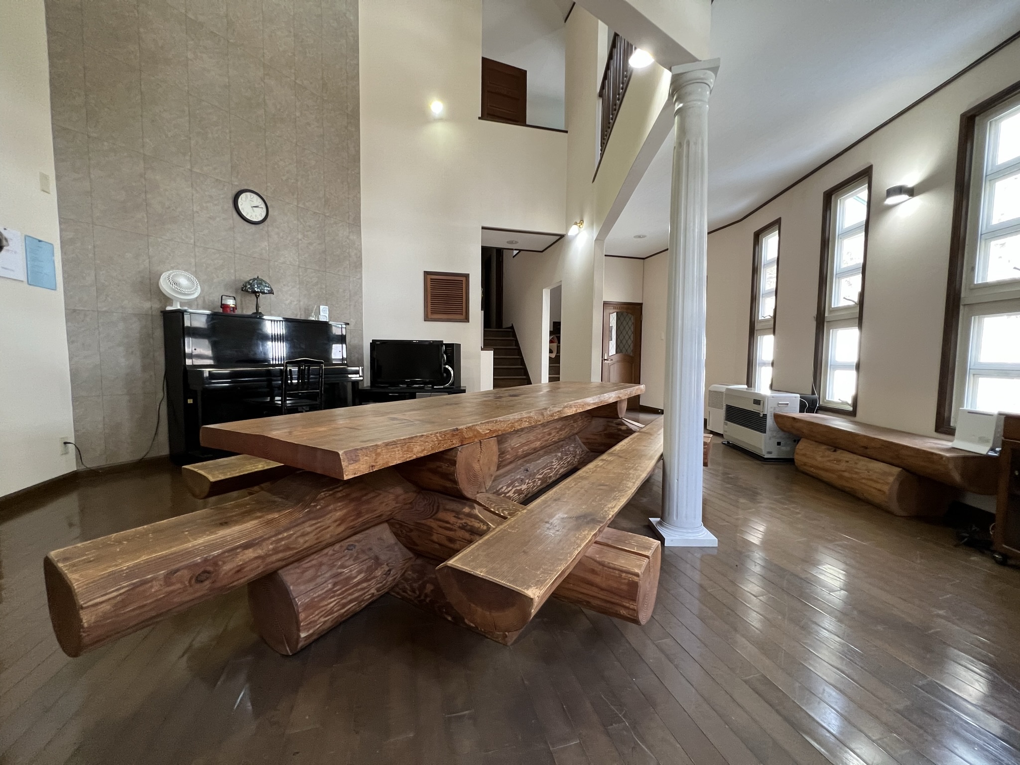 Lodging – Bellbottom Studios