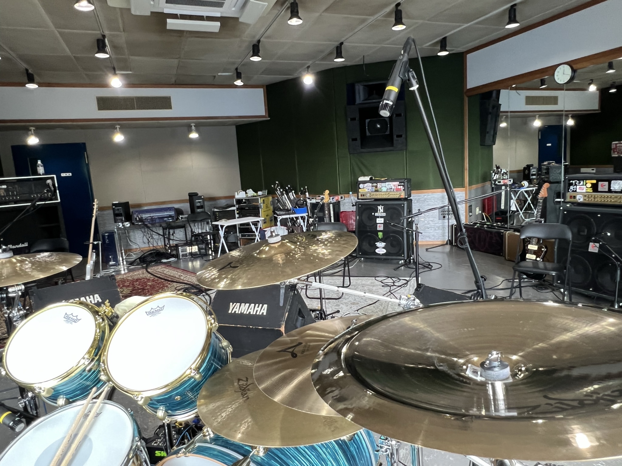 A Studio – Bellbottom Studios